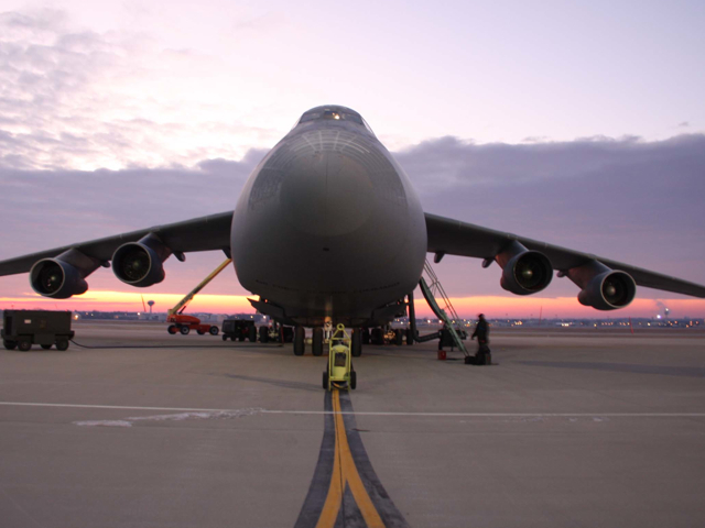 Intelligence agency on Ohio base keeps tabs on threats to U.S. - WCPO ...