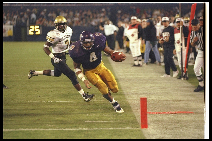 Sports Vault: Bengals rookie Corey Dillon rushed into history - WCPO ...