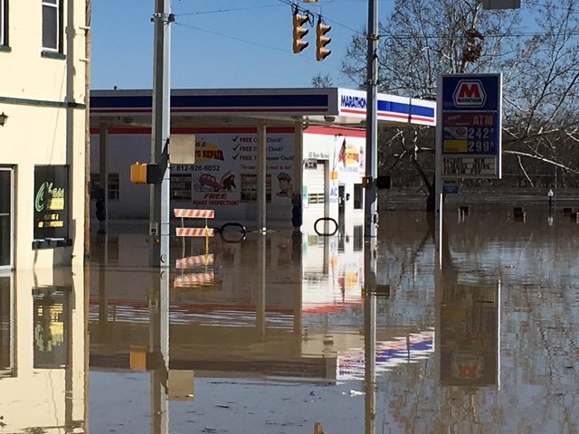 Feds open disaster center in Aurora to help with 2018 Ohio River ...